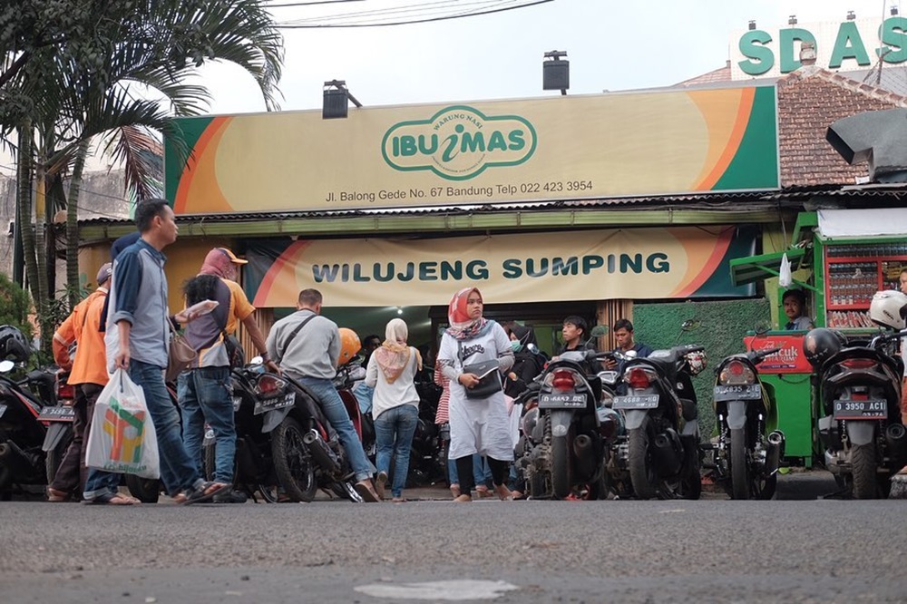 Rekomendasi Kuliner Enak dan Legendaris Dekat Alun-alun Bandung, Intip ...