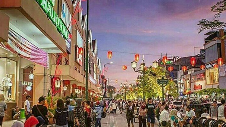 Eksplorasi Destinasi Wisata Dekat Stasiun Lempuyangan, Berikut ...