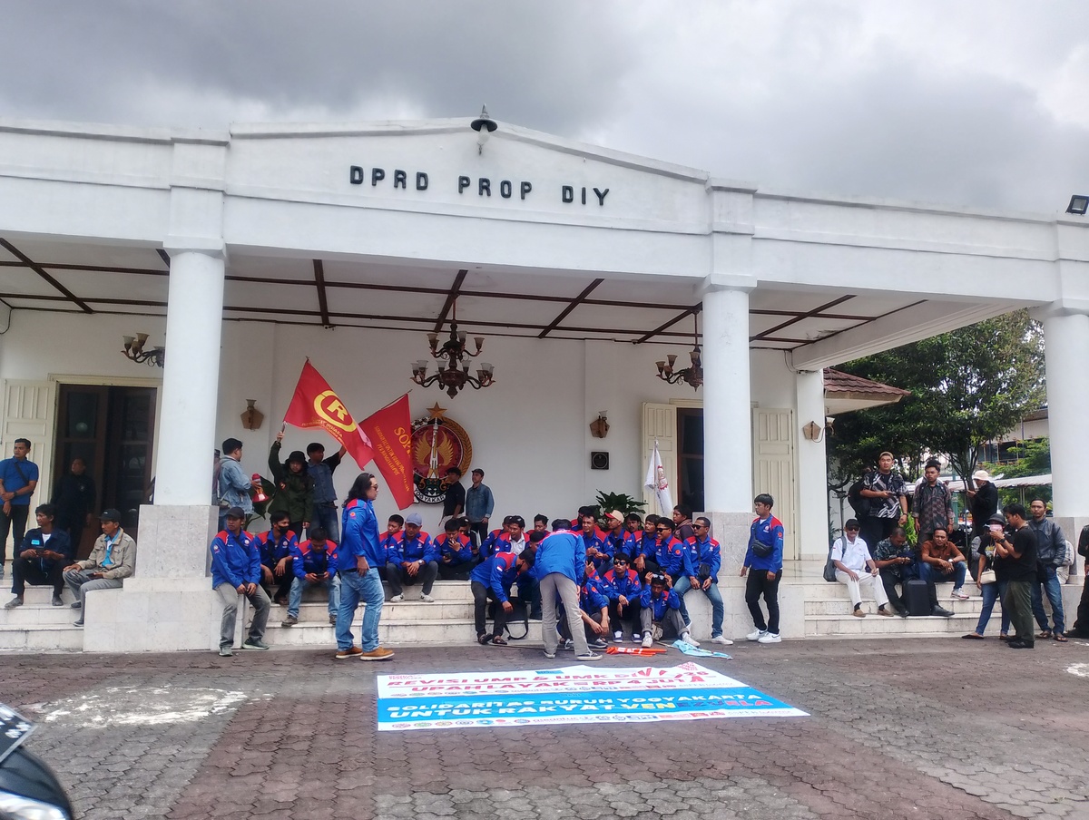 Biaya Hidup Tinggi, Buruh DIY Tuntut UMP–UMK Naik Jadi Rp4 Juta