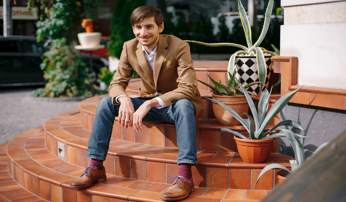 4 Daftar Sepatu Keren dengan Desain Vintage yang Kental, Nomor 3 Cocok ...