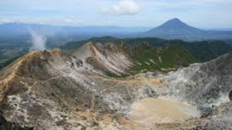 Rekomendasi Gunung Sumatera Paling Cocok untuk Pendaki Baru, Berikut ...