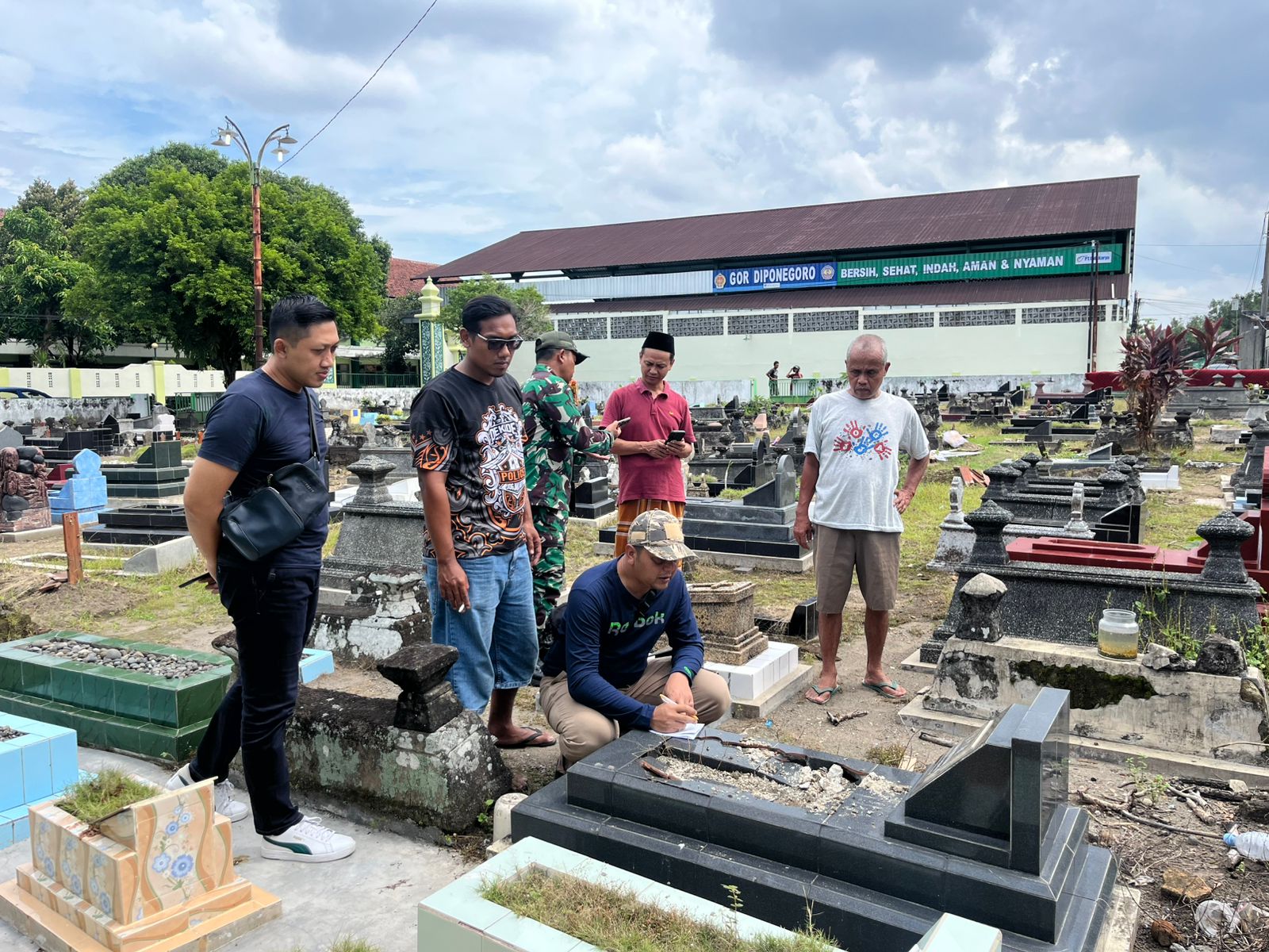 10 Makam di Bantul Dirusak, Polisi Selidiki Motif Aksi Perusakan