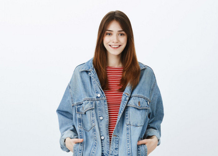 Buat Visual Semakin Stylish, Simak 5 Paduan Outfit Jaket Denim untuk ...